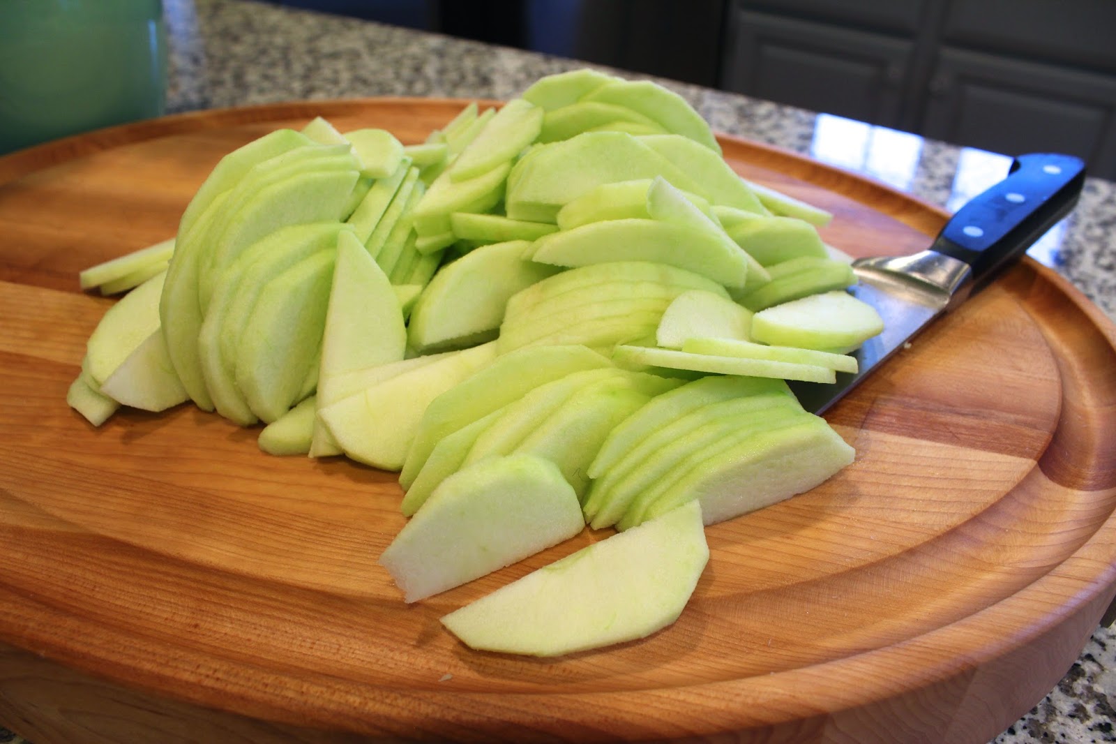 Hey, Mom! What's For Dinner?: Apple Crisp with Sea Salt Caramel