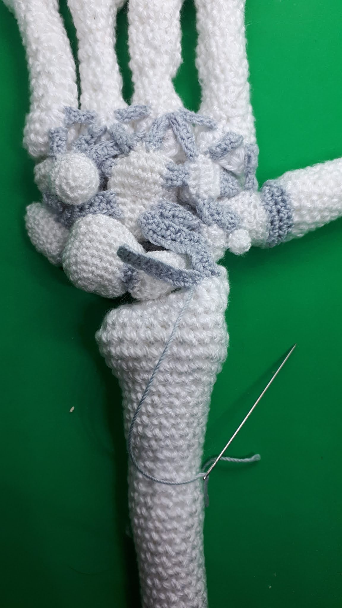 Adventures into Anatomical Crochet: Life-size skeleton arm