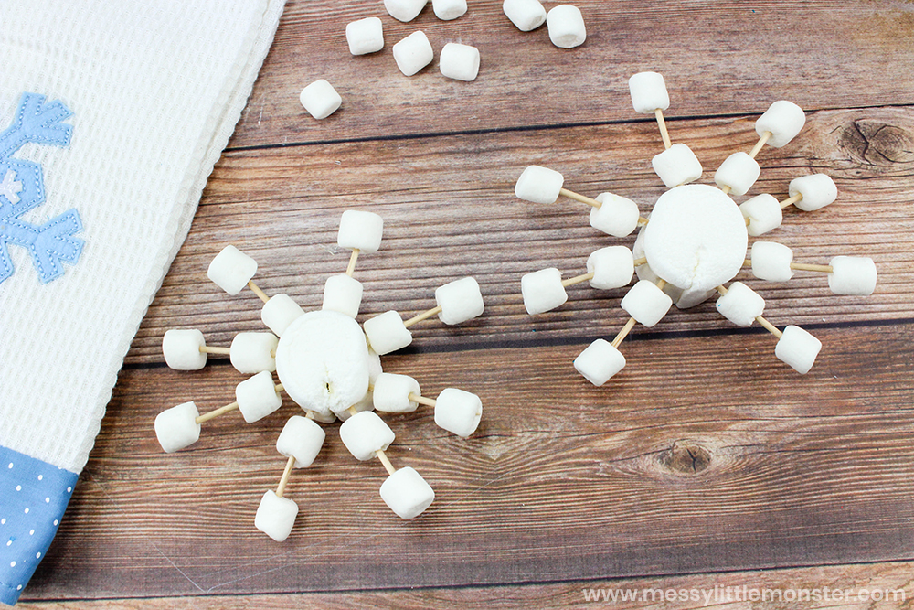 Snowflake Marshmallows - A Tasty Addition to your Hot Chocolate - Messy ...