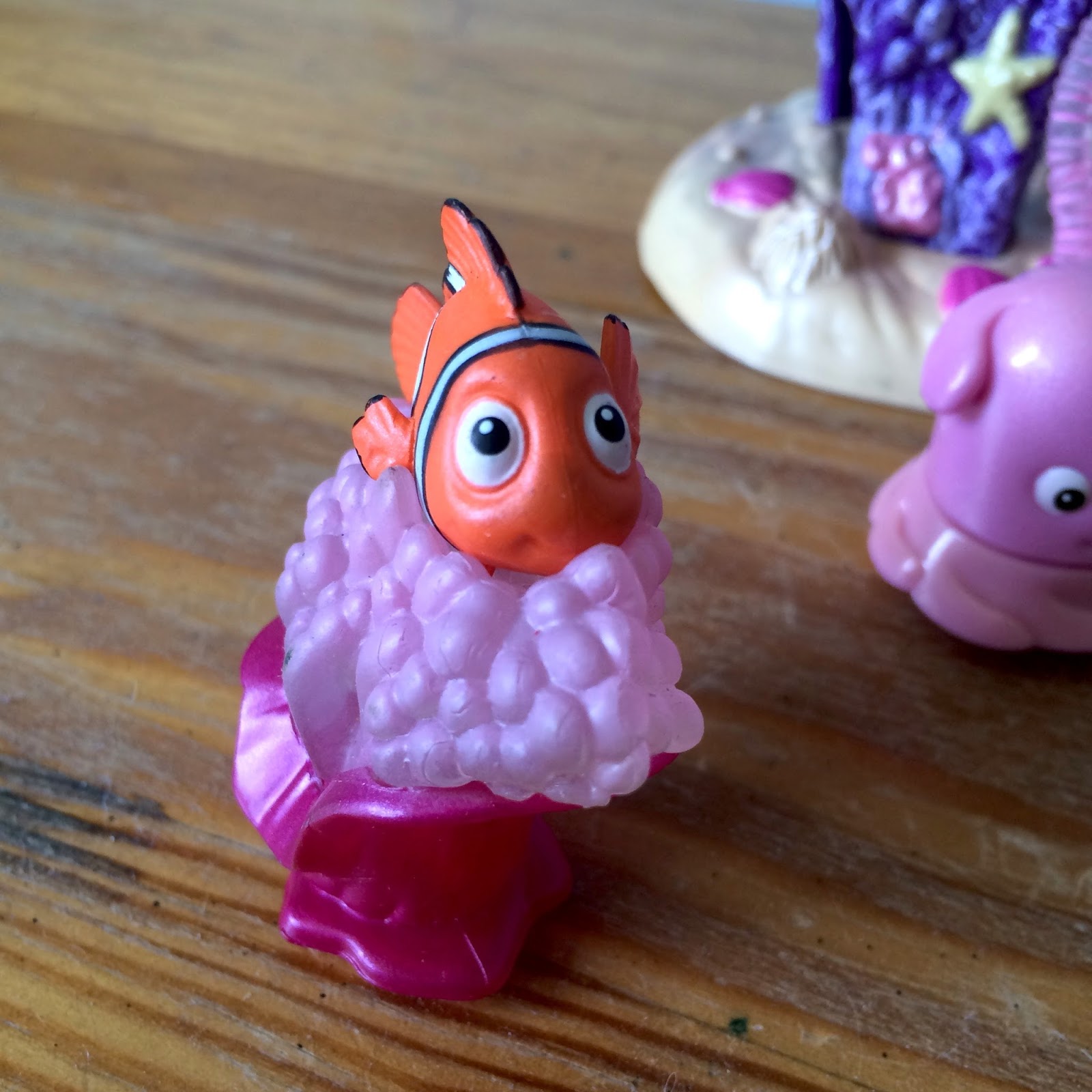 Dan the Pixar Fan: Finding Nemo: Hasbro Fishing Boat Escape Play Set