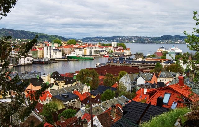 Kunstneren i Bergen: Utsikt fra Skansen