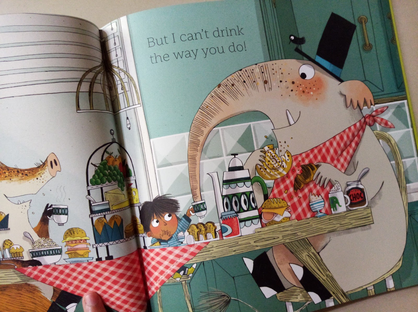 [英文繪本分享] The same but different too / Karl Newson / Kate Hindley