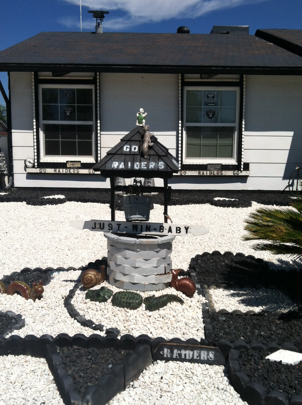 sun city scenery: Oakland Raiders Football Fan House