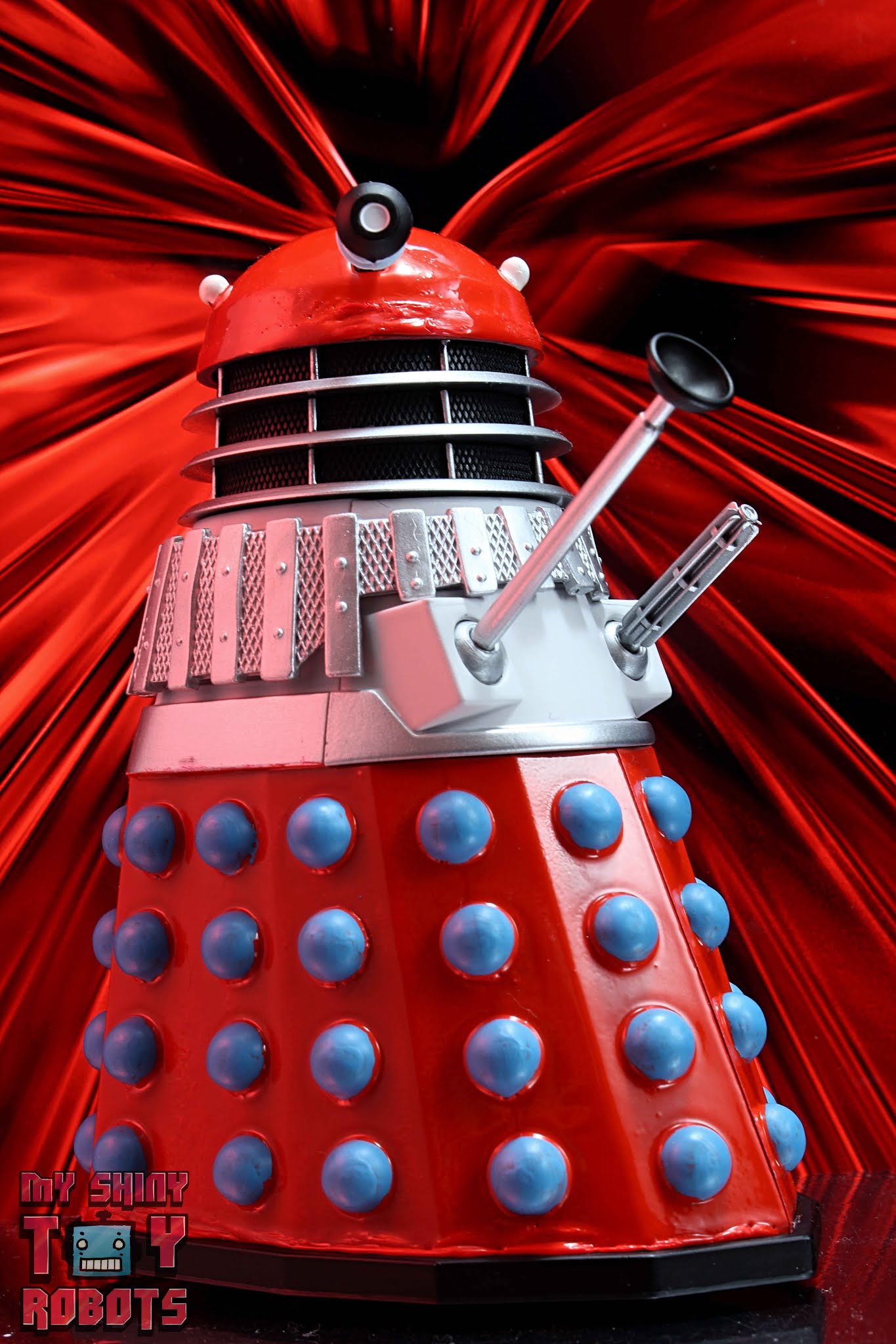 My Shiny Toy Robots: Custom Figure: 'The Mutation of Time' Red Dalek
