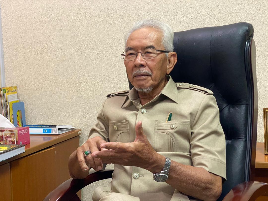 BRIG JEN DATUK HAJI ABD GHANI RASHID, SELALU MENJADI YANG PERTAMA ...