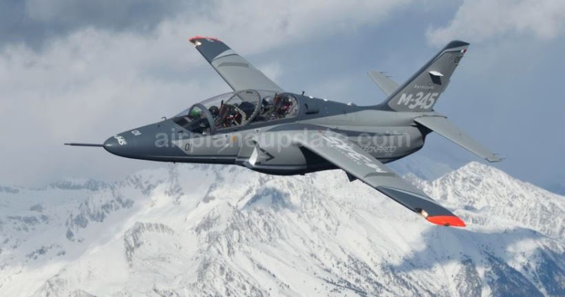 Aermacchi M-345 Jet Trainer Specs, Cockpit, Engine and Price - Airplane ...