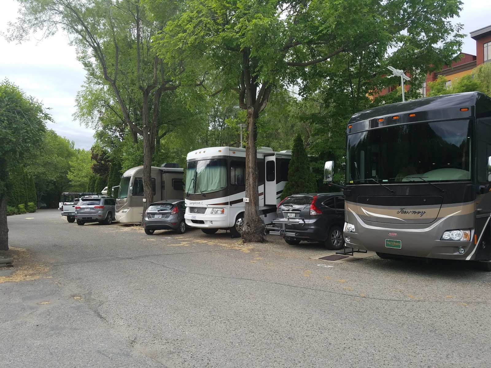 Norm and Alison's RV adventures: Kelowna B.C. and family