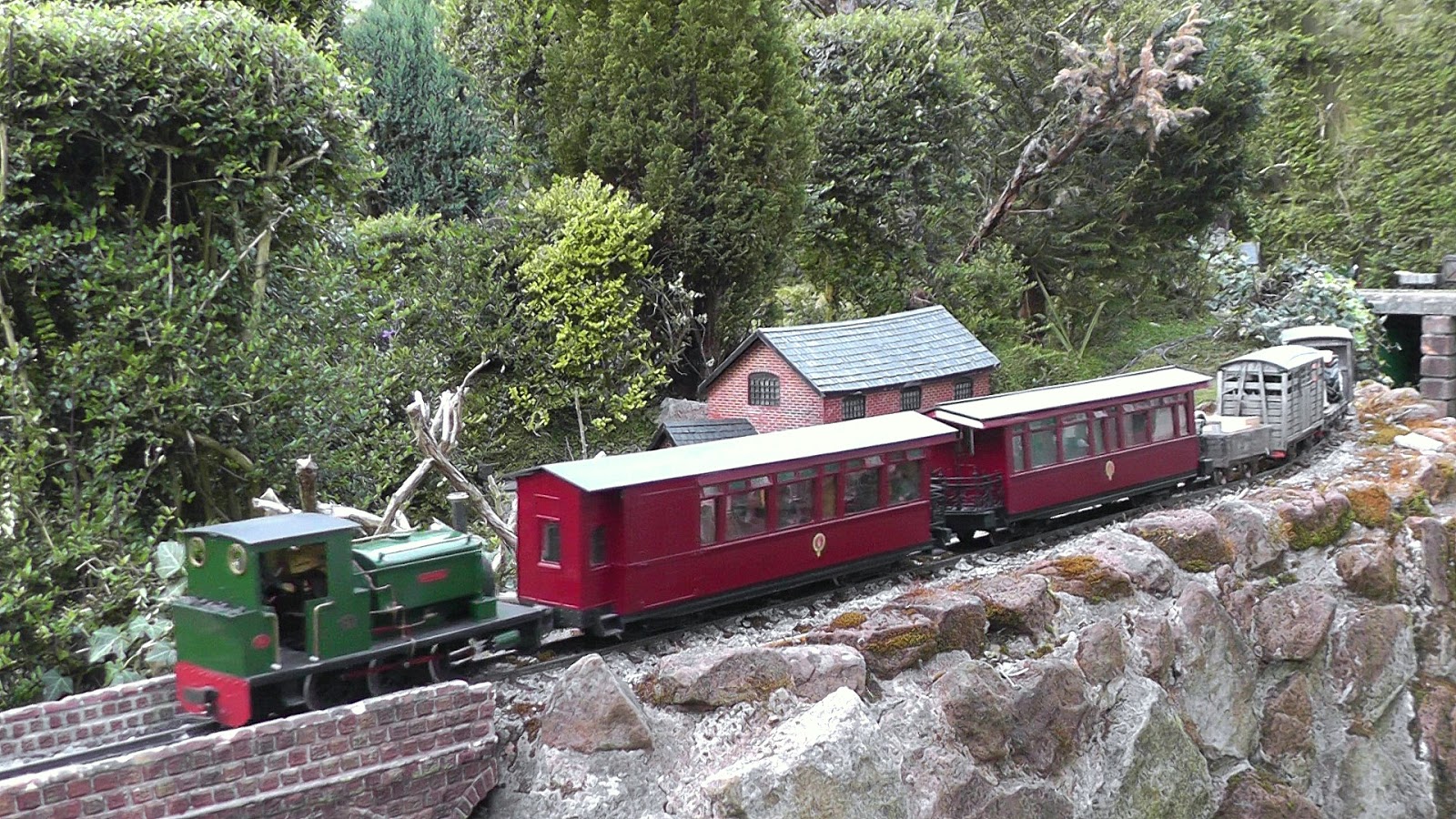 Peckforton Light Railway: Mixed trains