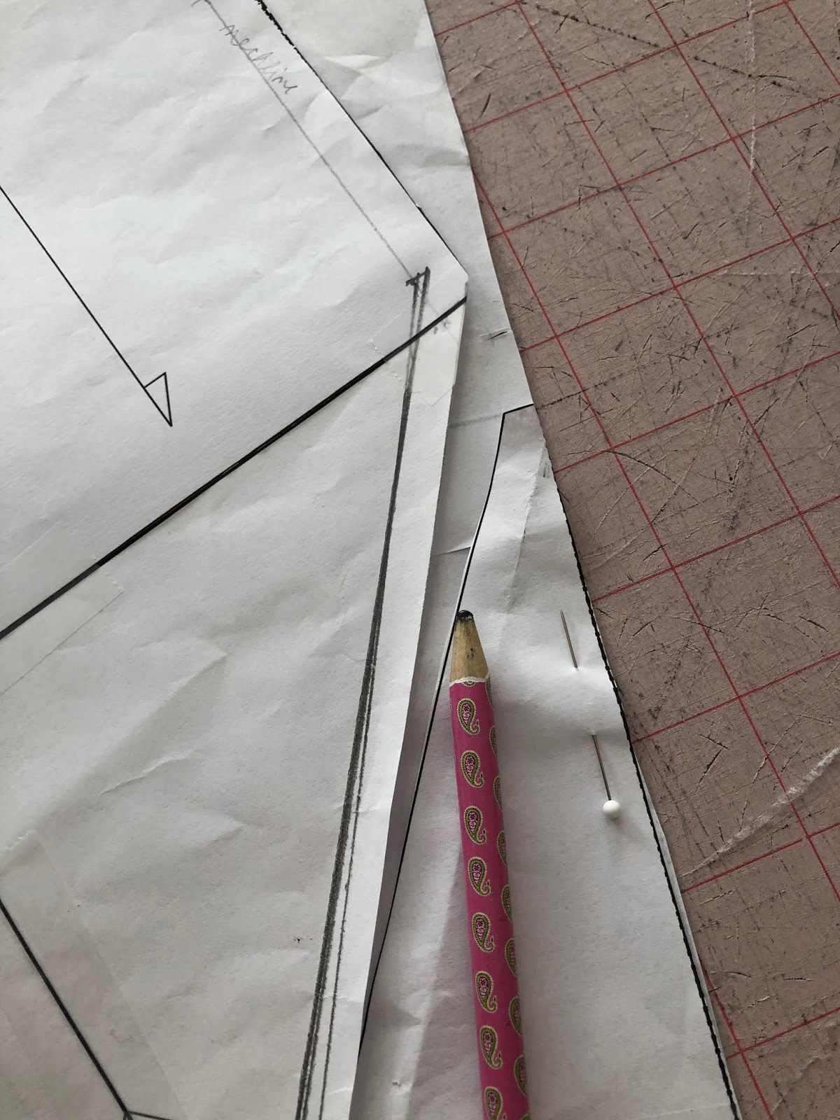 Finished Seams: Papercut Pinnacle Top