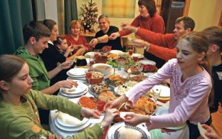 Special days to enjoy together: Traditional Christmas Eve dinner in ...