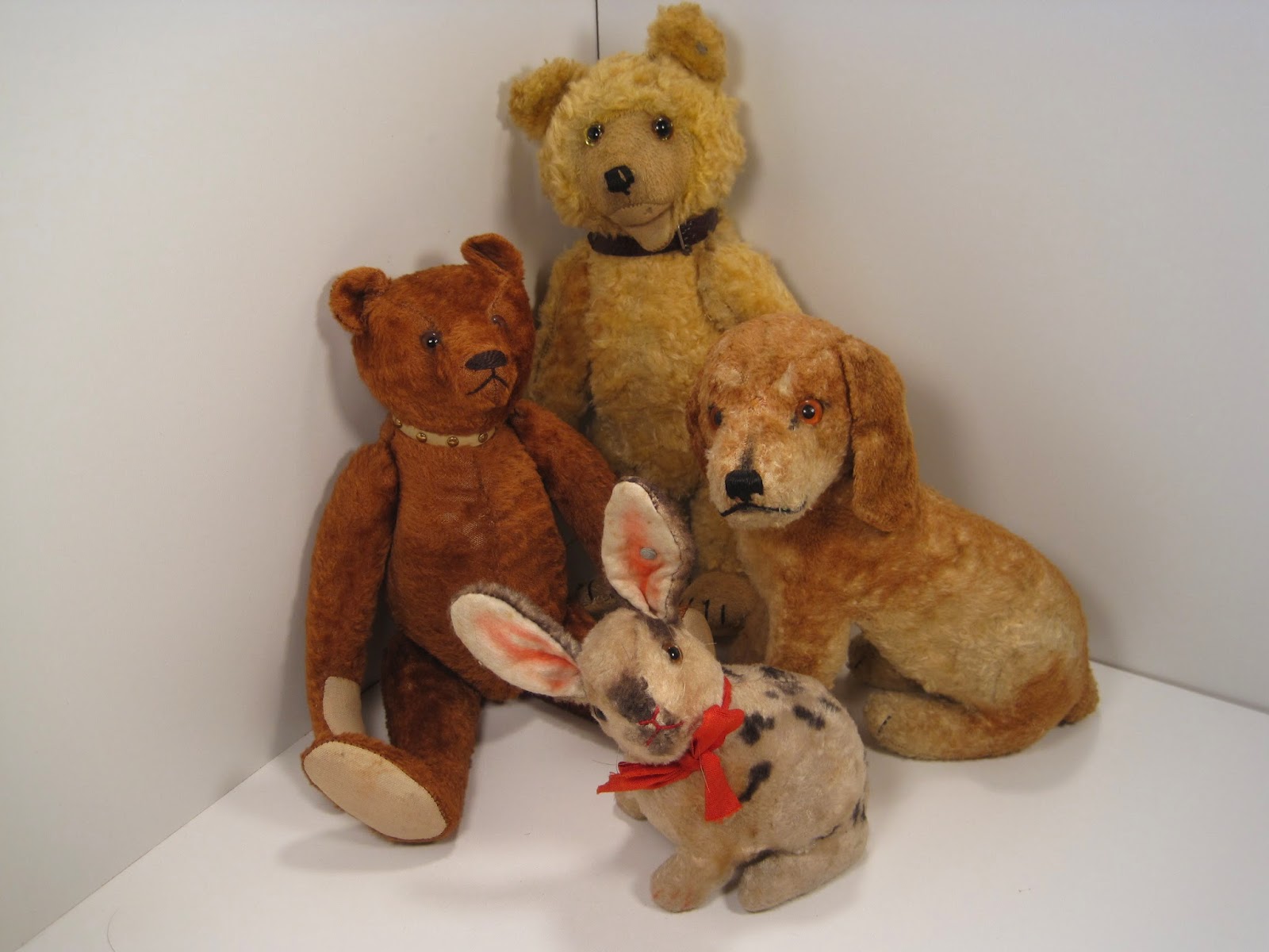 MY STEIFF LIFE: Hop Hop Hooray For This Fabulous Steiff Rabbit On Wheels!