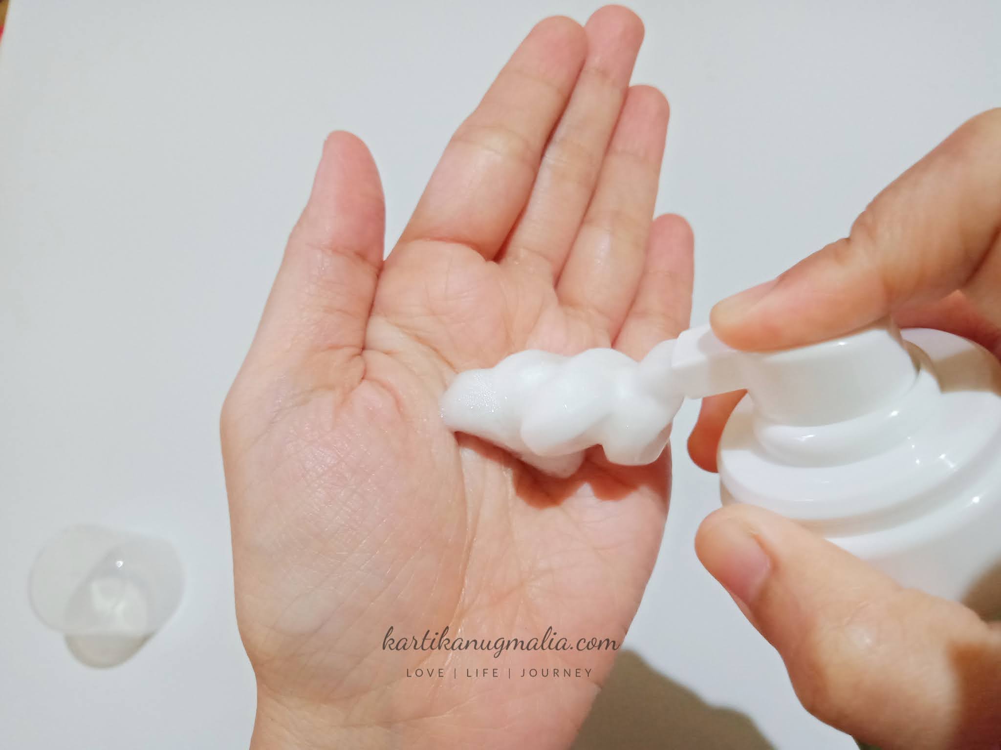 Review Centella Asiatica Facial Wash N'PURE - kartikanugmalia.com