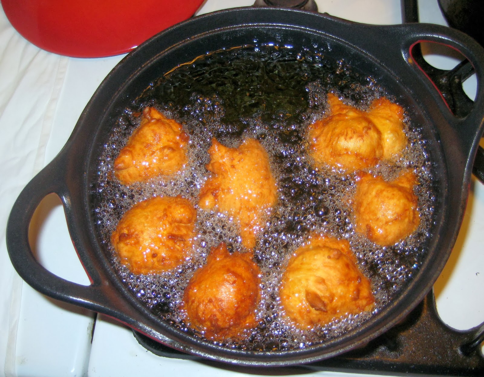GUOD: oliebollen ouderwets zelfgemaakt!