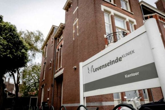 HOLANDA: EL GOBIERNO PROMUEVE UNA PASTILLA MORTAL PARA LOS MAYORES DE ...