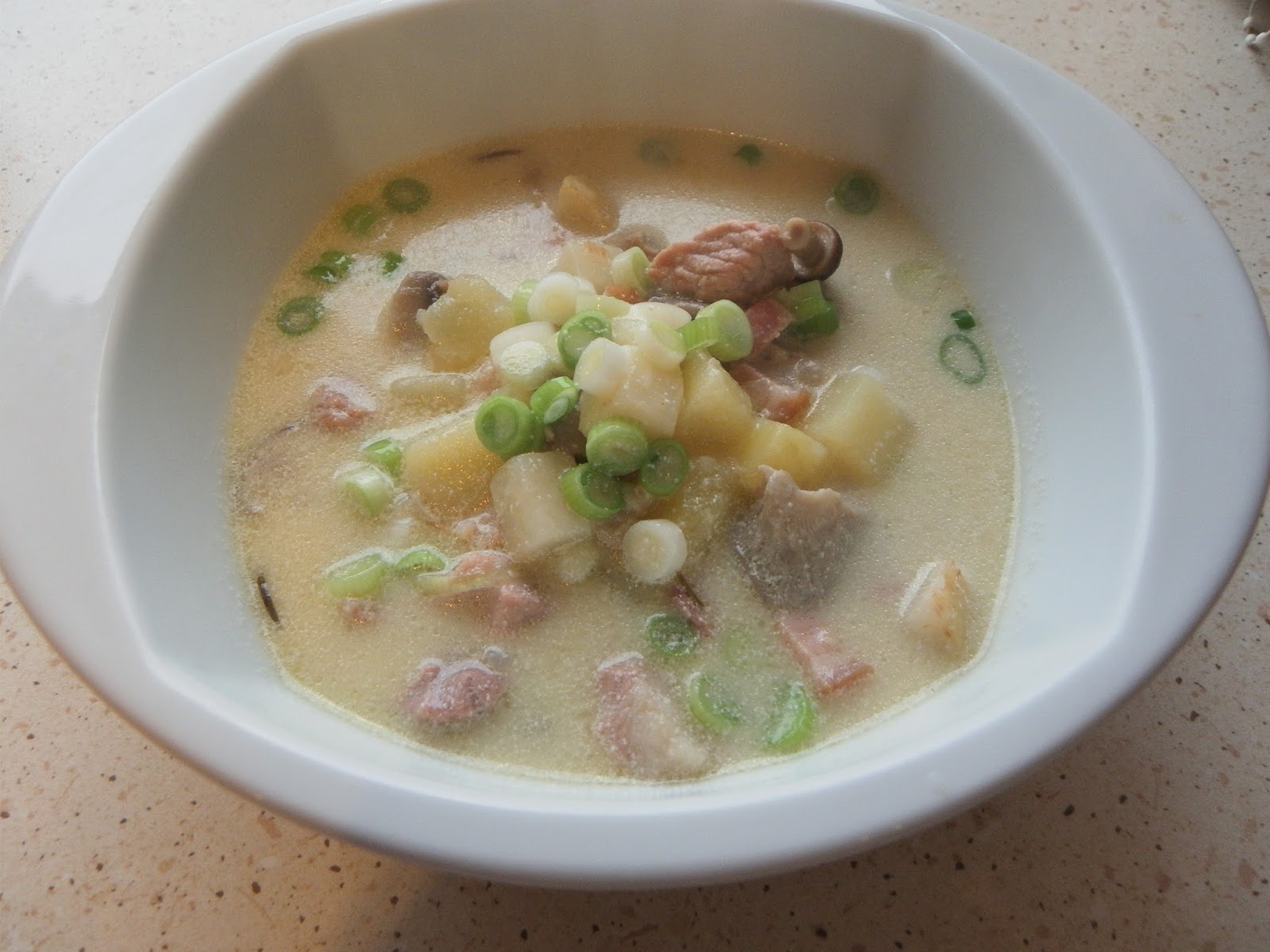 GasztroGarma: Gombás sertés-raguleves