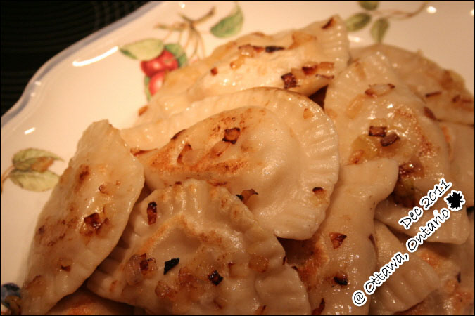 Heavenly Palate: [Pierogies] Potato & cheese pierogies