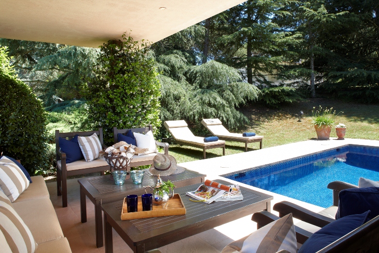 UNA CASA EN COLORES TIERRA Y ROJIZOS [] A HOUSE IN COLORS GROUND AND ...