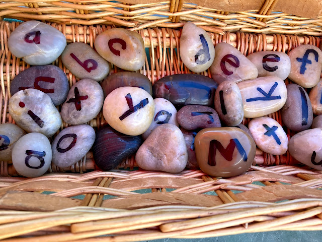 Ms D's Garden: Alphabet letter rocks