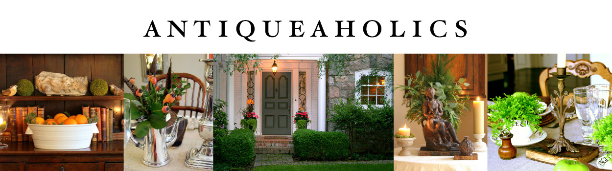 Antiqueaholics: Pamela Pierce Decorates for Christmas, Veranda 2005