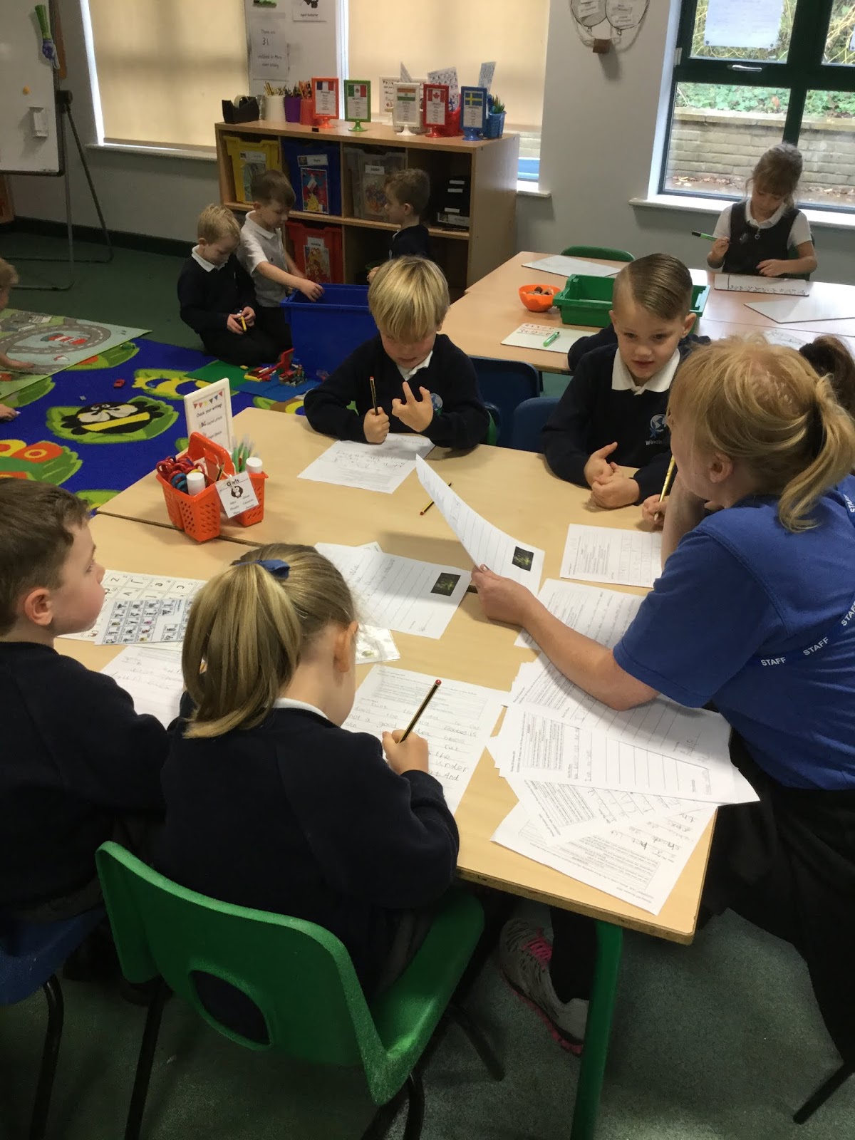 Windhill21: Child Initiated Play - Writing in Year 1