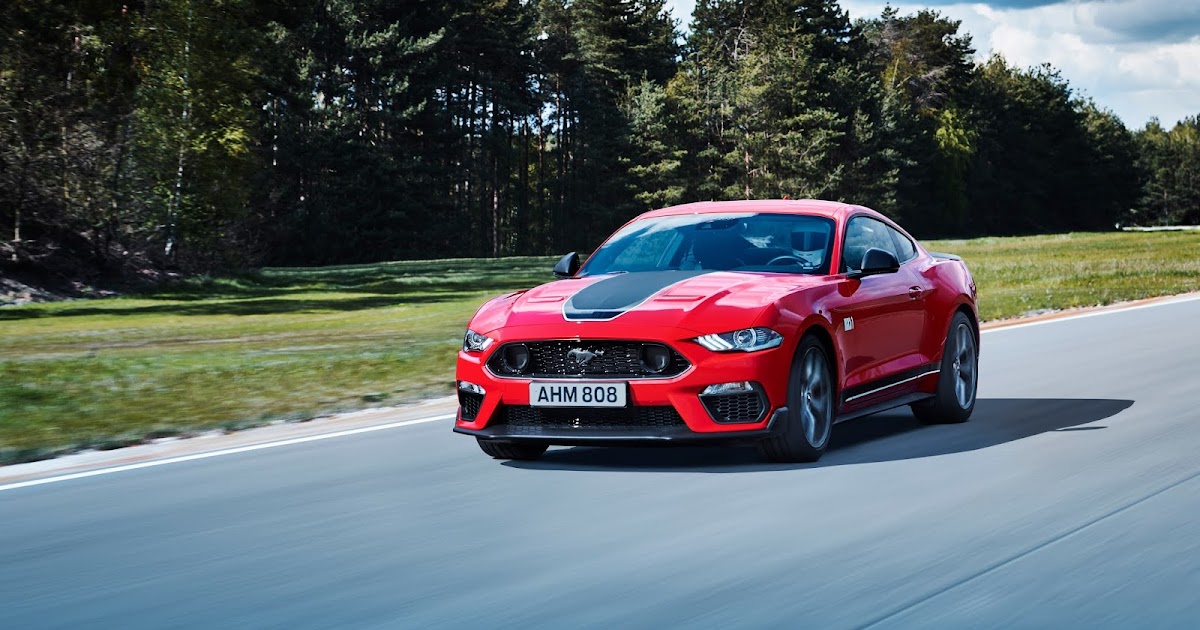 Mustang Mach 1 Against the Clock
