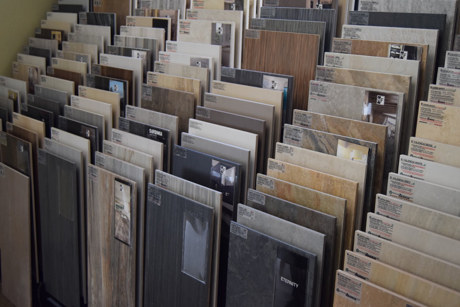 Barefoot Floors : Give the Gift of Flooring!