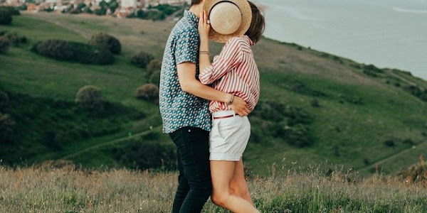 রোমান্টিক পিক চার