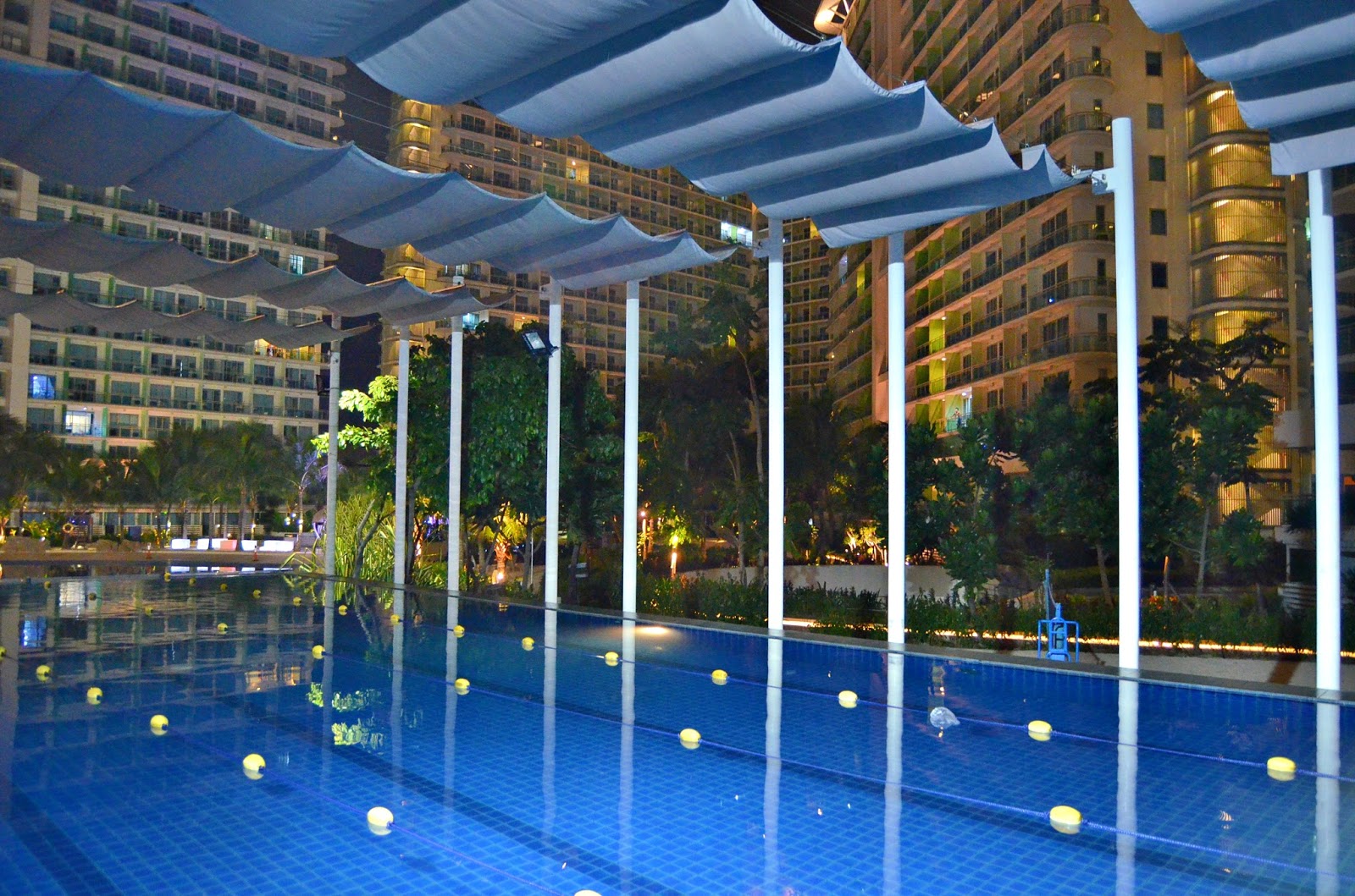 The Bandwagon Chic: Azure Urban Resort Residences Staycation