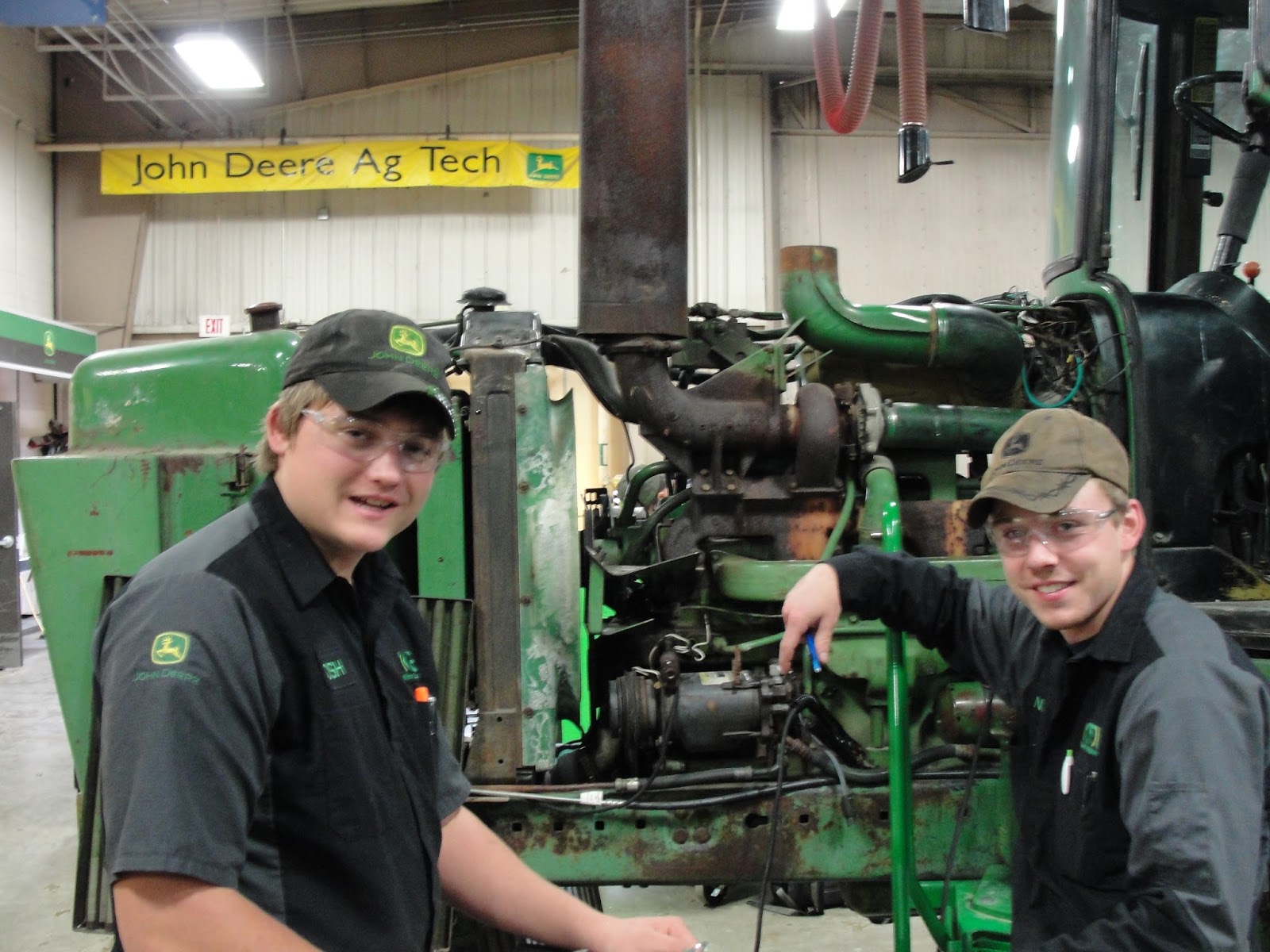 John Deere TECH Calmar: January 2016
