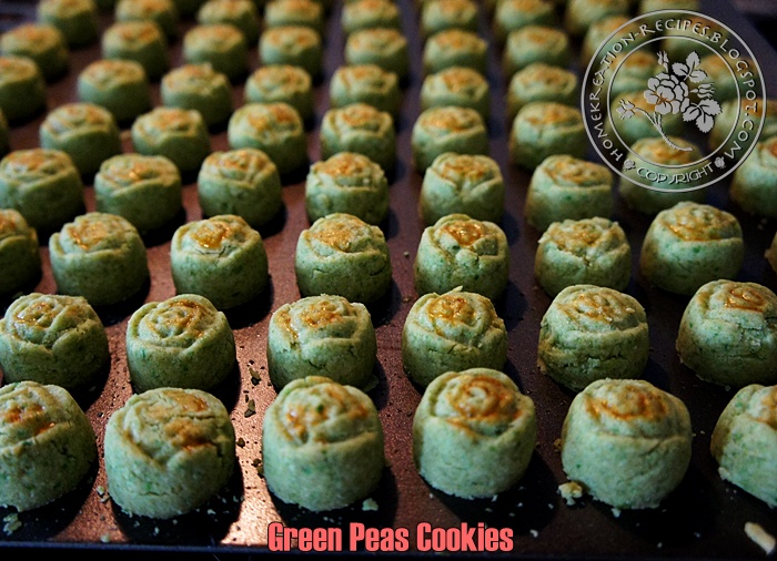 HomeKreation - Kitchen Corner: Green Peas Cookies (Biskut Kacang Peas)
