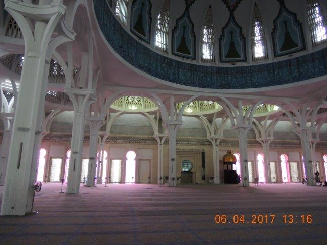 Walk Walk: Visit to IPK Sarawak [Construction Management Masters Students]