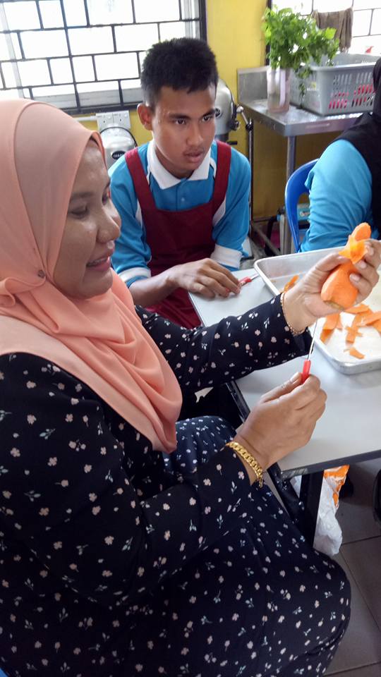 PPKI SMKPP: Bengkel Peningkatan Kemahiran Buah dan Sayuran ( 17 April )