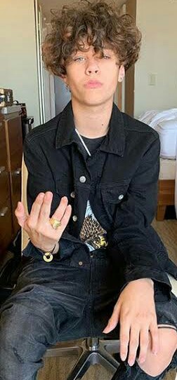 Landon Barker Biography, Body Statistics, Facts