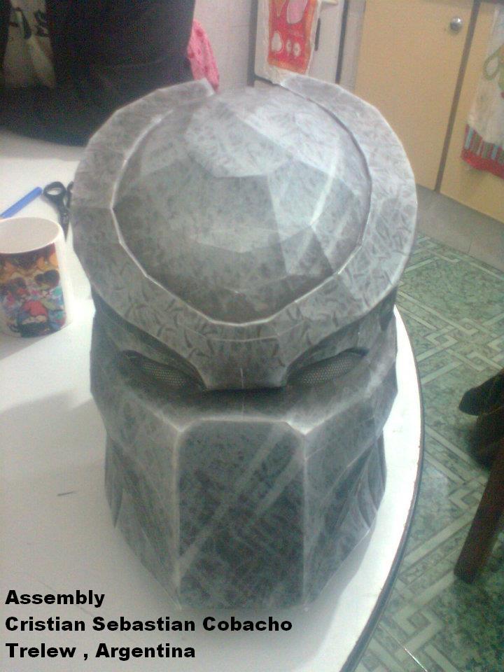 Noturno Sukhoi: Predator Bio Mask_papercraft por Cristian Sebastian