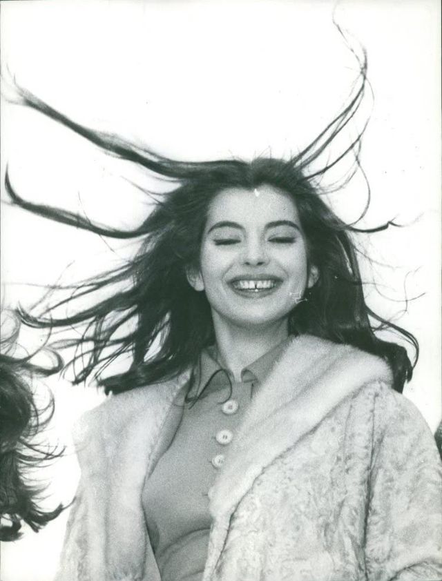 33 Beautiful Photos of French Actress Jacqueline Sassard in the 1950s ...