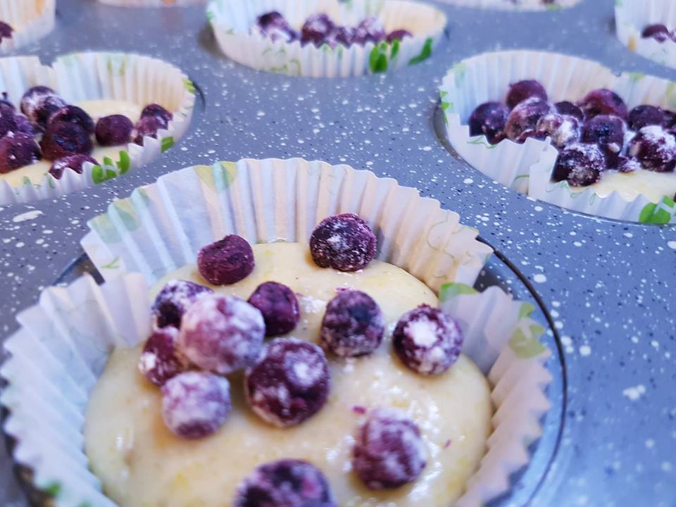 Kekë të vegjël me boronicë | BonBon Taste