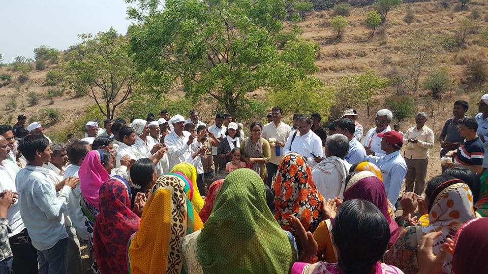 NOMADS OF INDIA: ‘Ann gud gude,Nal gud gude,Dushkal dhinskau dhinskau...