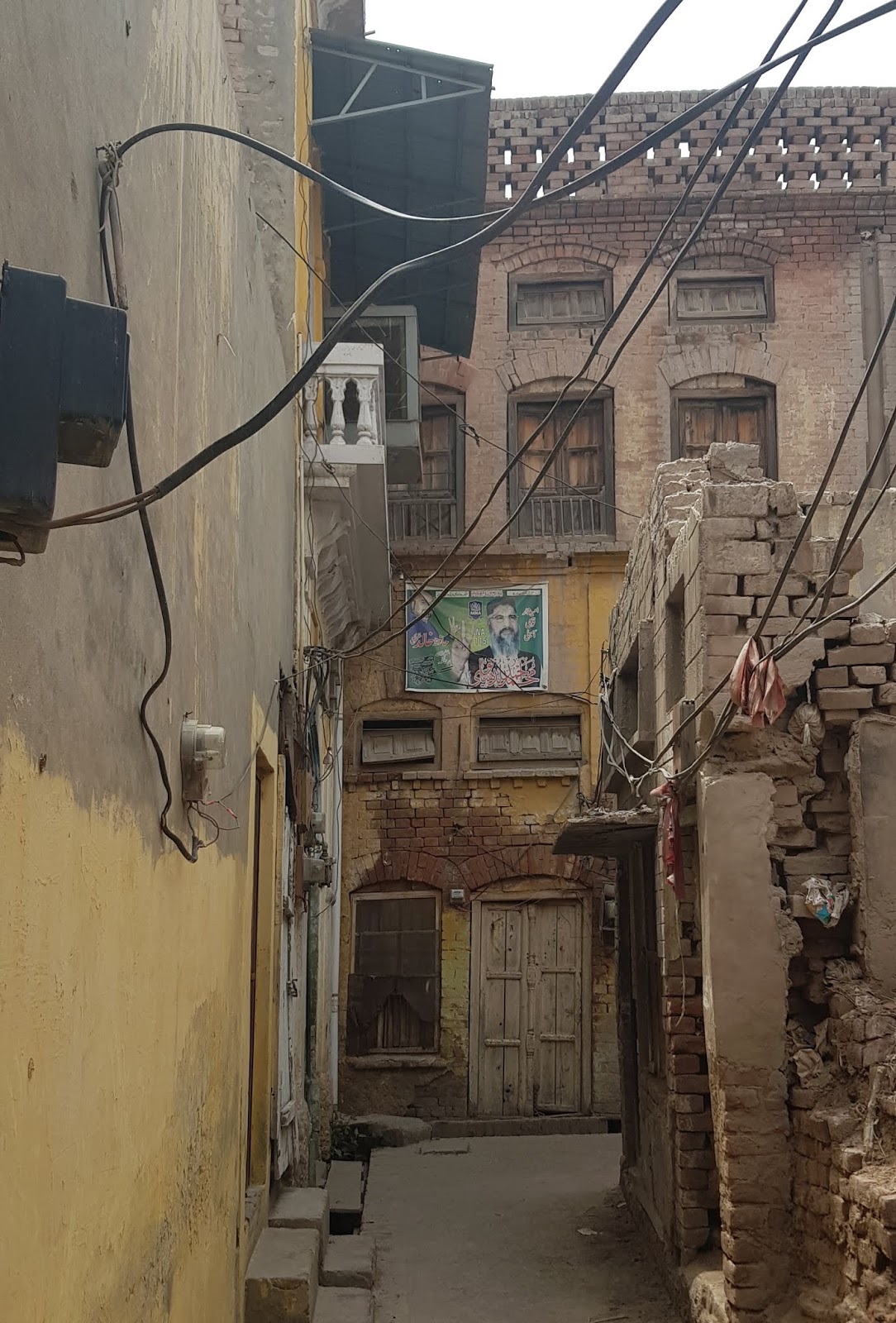 Pakistan Geotagging: 104 - A Tour of Jhang City 1: Two Old Gurdwaras ...