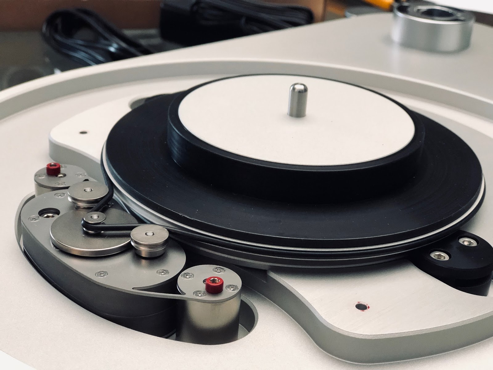 Thales Simplicity II turntable! – M & S | Ultimate High-Fidelity