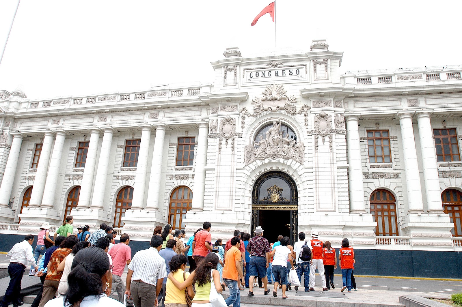 Ven a conocer el Congreso de la República – domingo 03 de Marzo del 2013