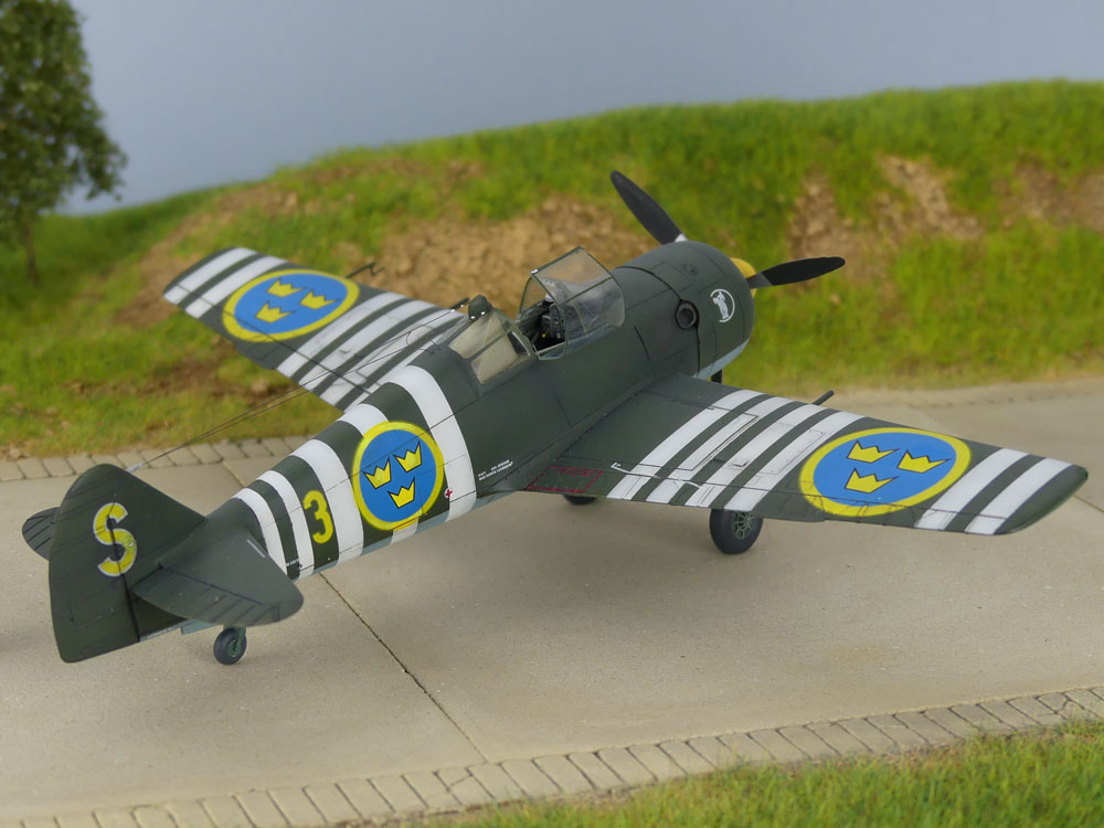 PLT264 - FFVS J-22 in 1/48 - Jean-Luc Formery’s finished model