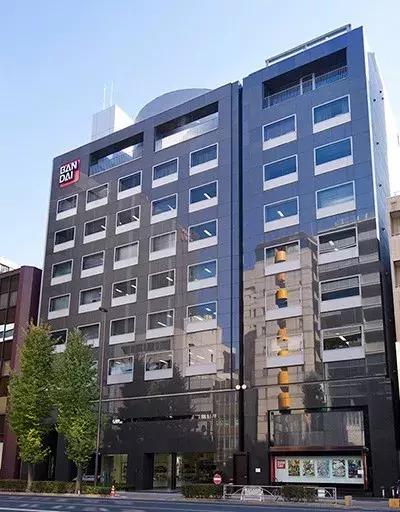 Conoce a las Compañías: Megahouse