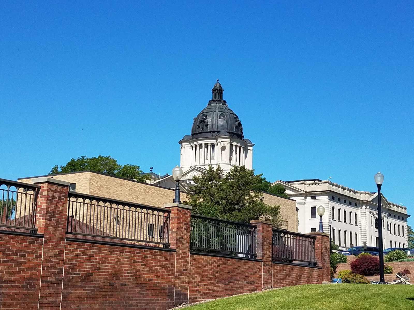 History and Culture by Bicycle: Pierre, SD: South Dakota State Capitol ...