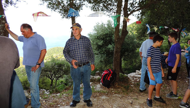 North Ithaca: ΕΣΠΕΡΙΝΟΣ ΣΤΟΝ ΑΗ ΝΙΚΟΛΑ ΣΤΗ ΜΟΥΧΛΑ