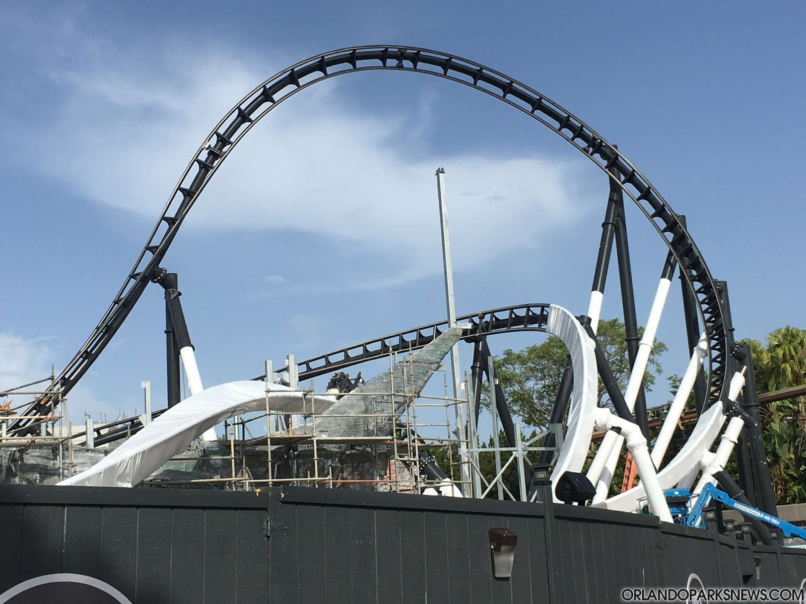 Islands of Adventure Update: New Raptor-Themed Coaster Continues to ...