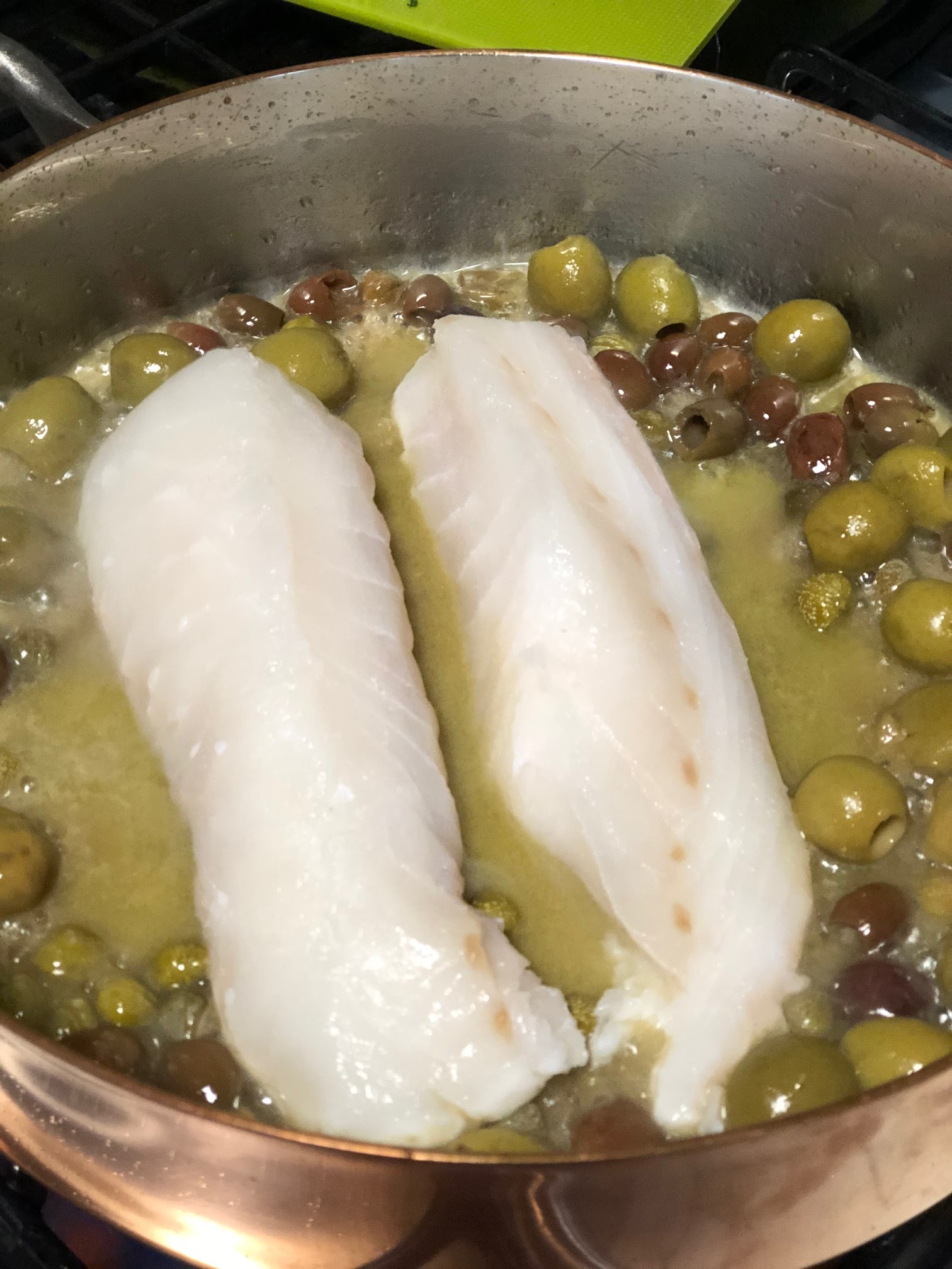 La Belle Auberge: Filetto di merluzzo con olive e capperi