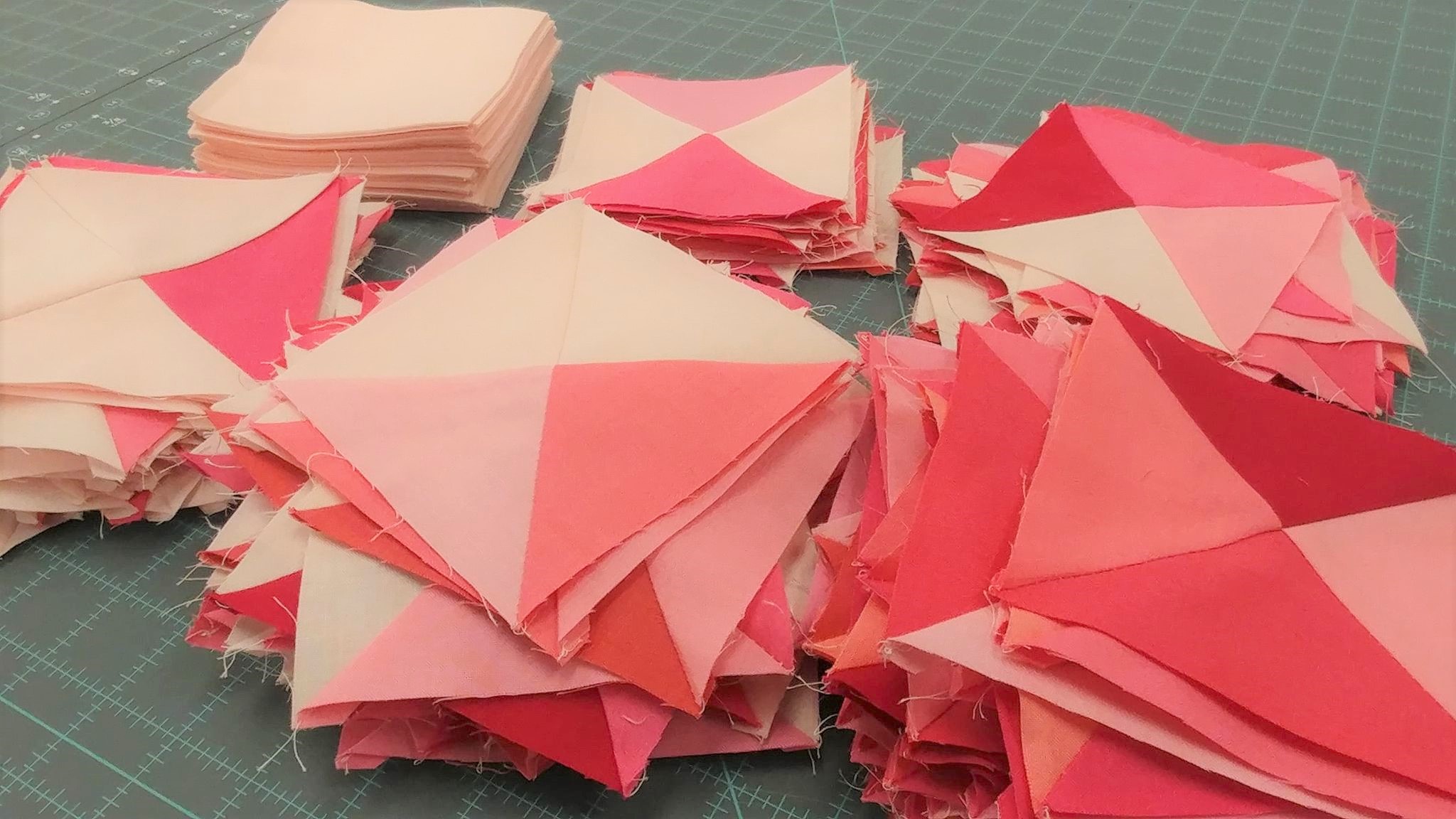 Slice of Pi Quilts: Exploding Heart - A Finished Quilt in All Pink!