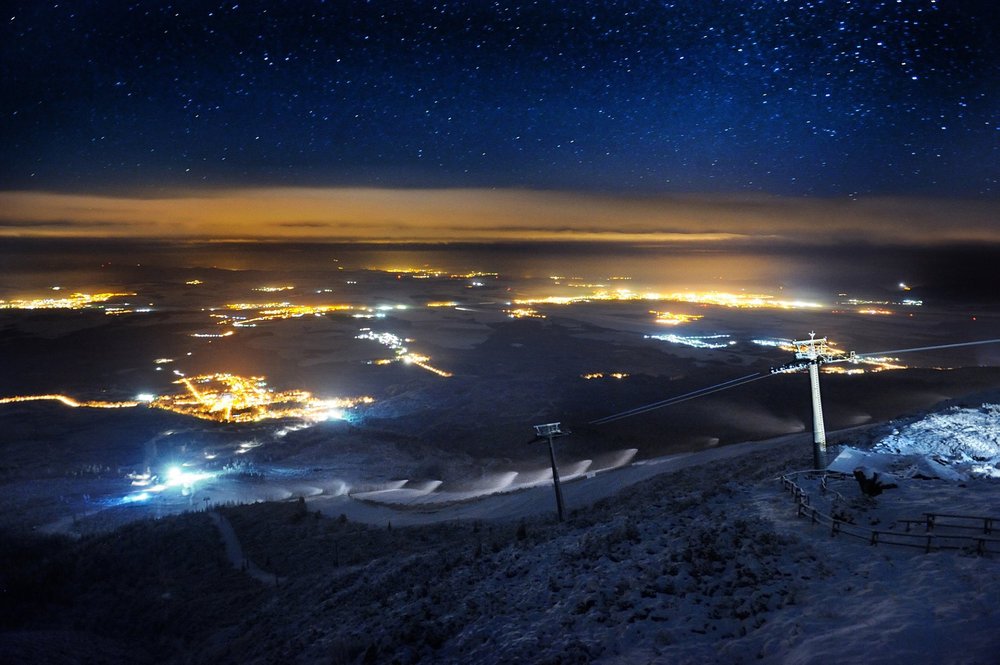 5 Amazing Place in Night - The Best Picture