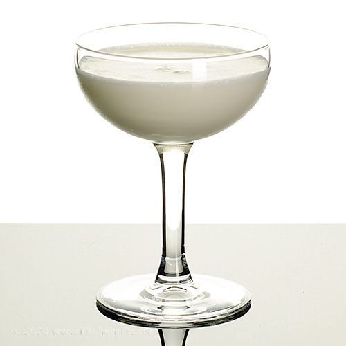 Kitchen Riffs: The Gin Alexander Cocktail