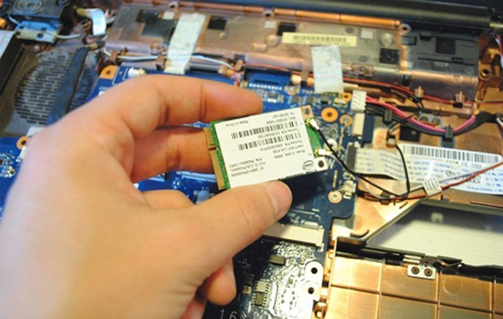 partes de una laptop: partes de una laptop